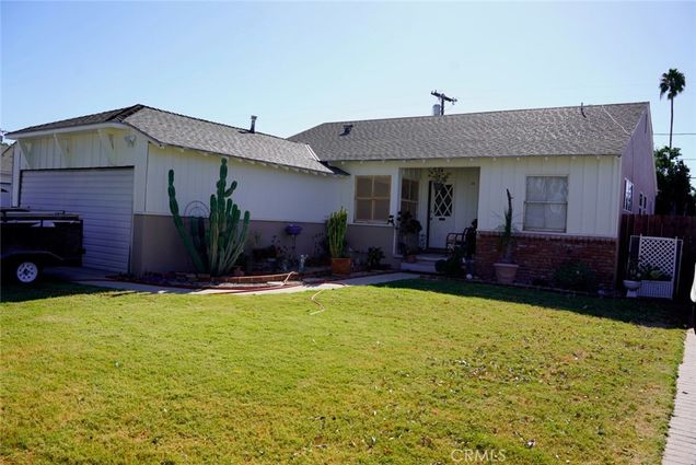 17148 Lorne St, Lake Balboa, CA 91406 | Estately 🧡 | MLS# SR23220776