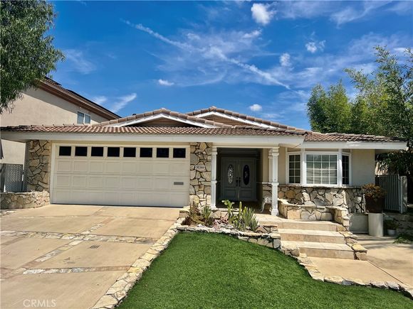 30380 Gulf Stream Dr, Canyon Lake, CA 92587 | Estately 🧡 | MLS# SW23105174