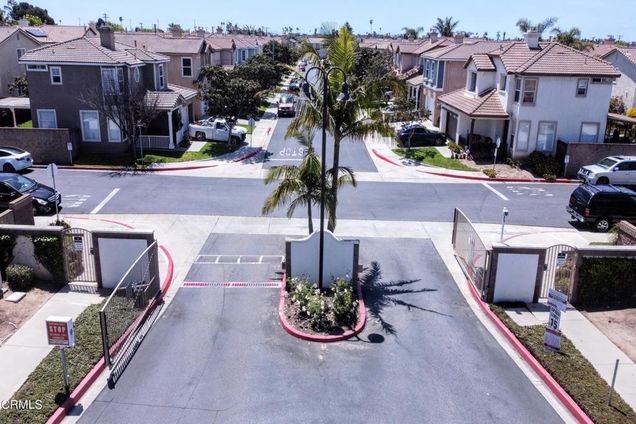 805 Noontide Way, Oxnard, CA 93035 | Estately 🧡 | MLS# V1-18085