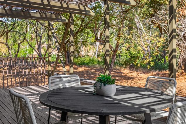 862 Wildwood Trl, Santa Rosa, CA 95409 | Estately 🧡 | MLS# 325081940